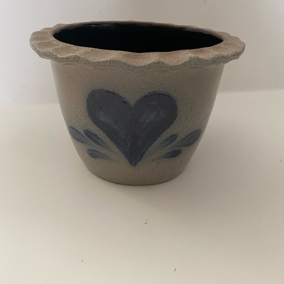 rowe | Accents | Vintage Rowe Pottery Works 989 Heart Scalloped Bowl ...